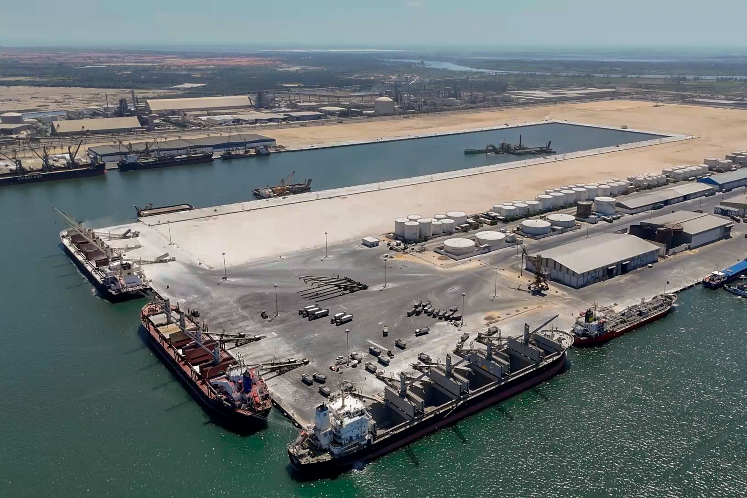 Construction of 680 m multi-purpose Terminal at Damietta Seaport