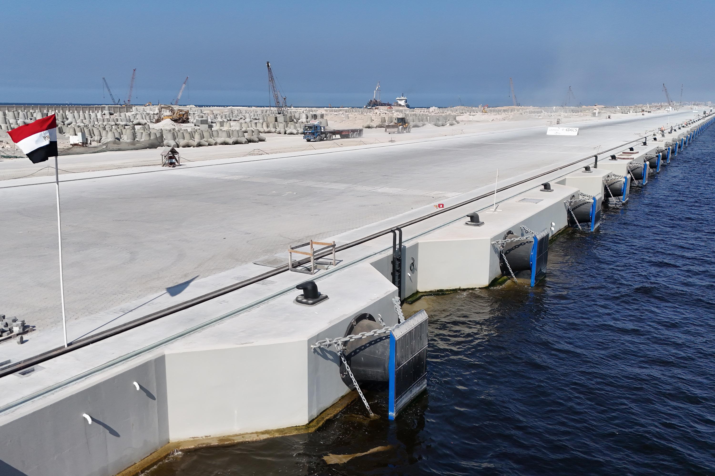 Construction of multi-purpose Terminal at Al-Dekheila Seaport, Berth ...